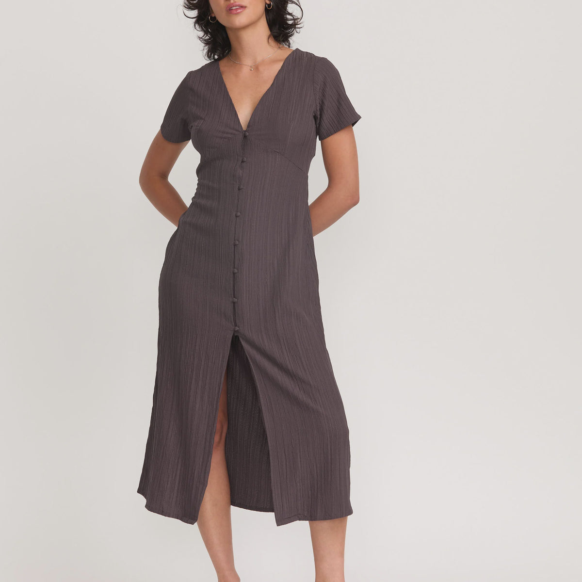 RVCA Understated Midi Dress - Raisin – Doug's Hood River